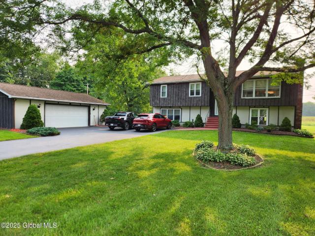 11 Empire Drive