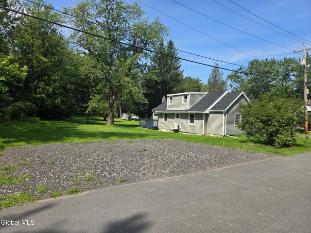11 Englewood Avenue