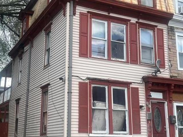 11 Evergreen St, Harrisburg, PA 17104