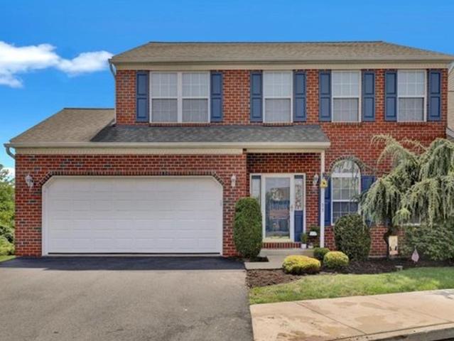 11 Fallowfield Cir, Shillington, PA 19607