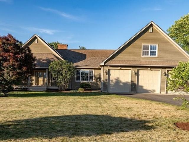 11 Fort Hill Rd, Easthampton, MA 01027