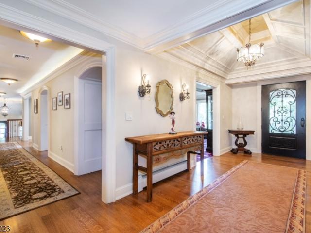 11 Ford Ln