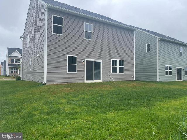 11 Forest Grove Avenue