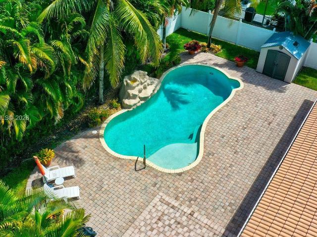11 Forest Hills Ln, Boca Raton, FL 33431 | MLS #A11984 | Compass