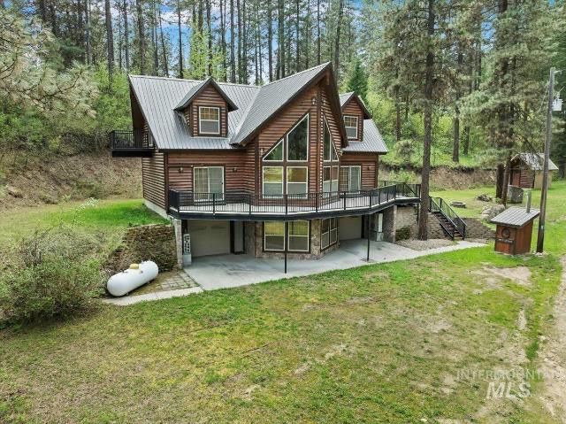11 Forest Trail