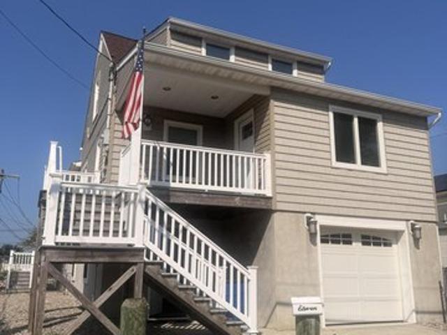 11 Fox Ave, Keansburg, NJ 07734
