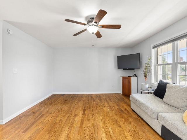 11 foxhall ln