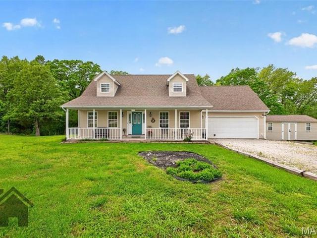 11 Flora Dr, Richland, MO 65556