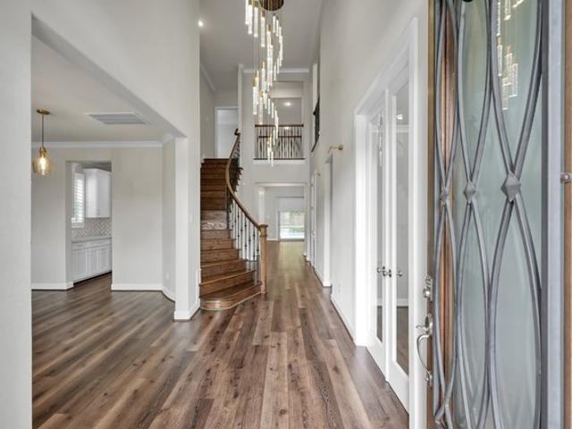 11 Floral Vista Dr, The Woodlands, TX 77375
