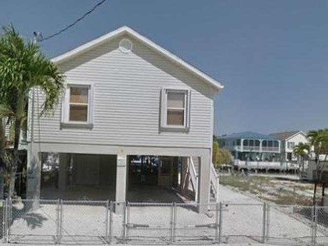 11 Flamingo Rd, Key Largo, FL 33037