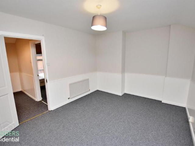 11 Glenvarlock Street, Belfast, BT5 5GS