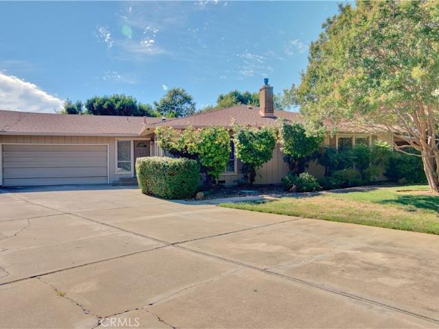 11 Greenview Circle