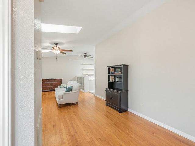 11 Hankins Lane