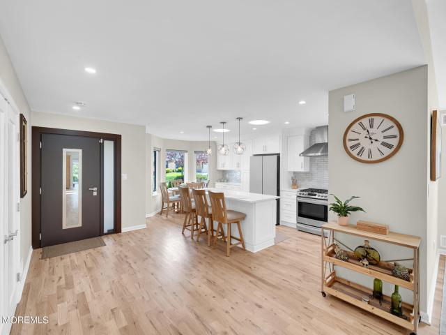 11 Hansom Lane