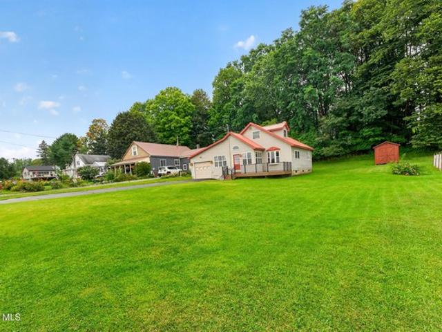 11 Haines St, Mayfield, NY 12117
