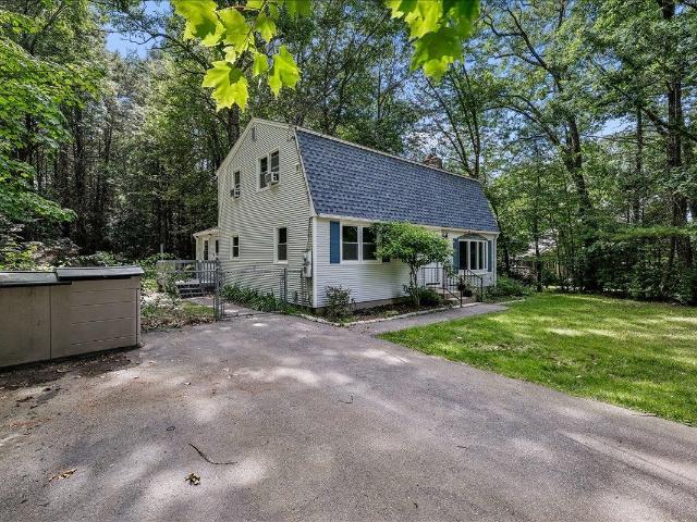 11 Hartson Circle