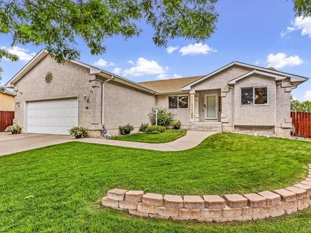 11 Hardwick Ct, Pueblo, CO 81005