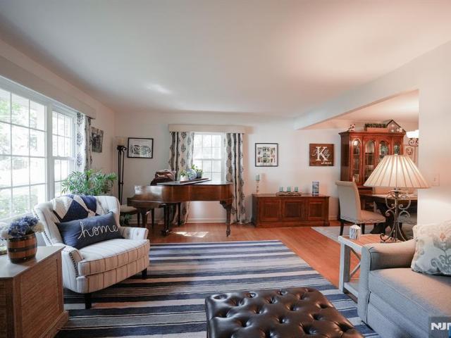 11 Haring Drive