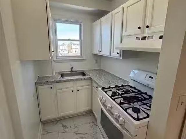 11 Harmony Street, 2, New Bedford, MA 02740