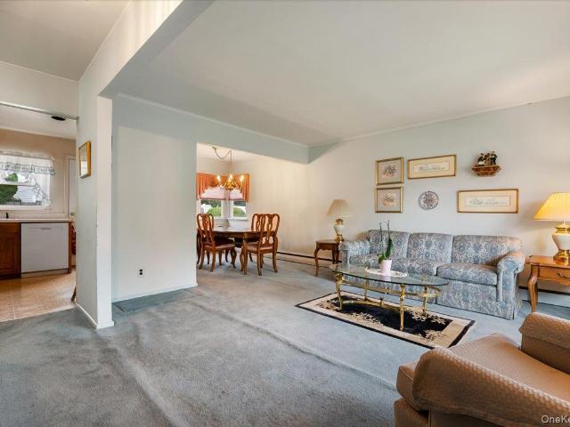 11 Hastings Lane
