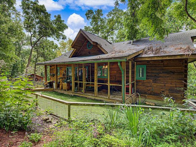 11 Heatherdowns Lane