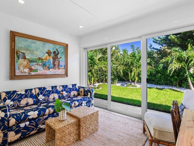 11 Hersey Dr, Ocean Ridge, FL 33435 | MLS #R11125