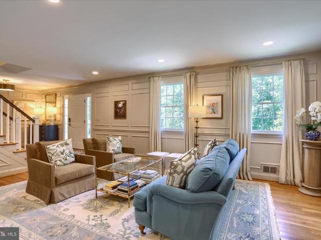 11 Hickory Meadow Road