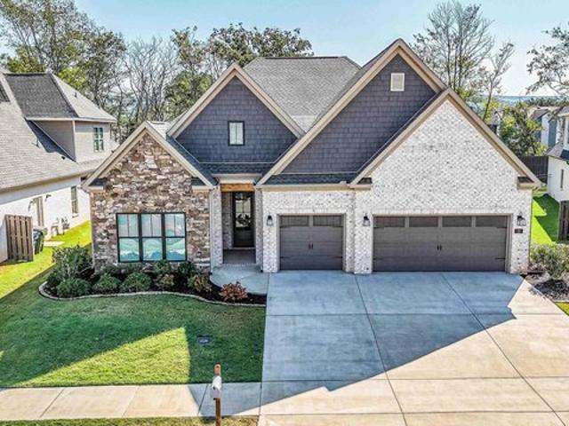 11 Hidden Grove Cir SW, Huntsville, AL 35803