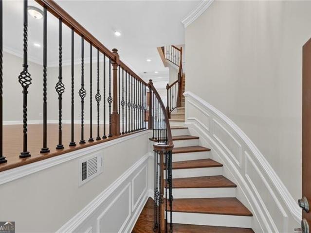 11 High Gate Trail