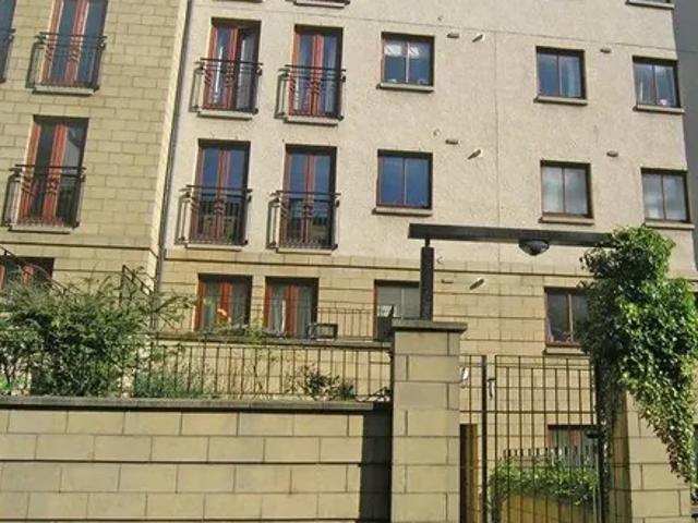 11 High Riggs, City of Edinburgh, EH3 9BX, United Kingdom | 3 bed house for rent #167776653 | Rentberry