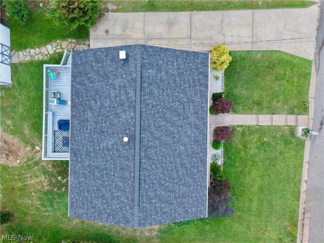 11 Hillcrest Drive