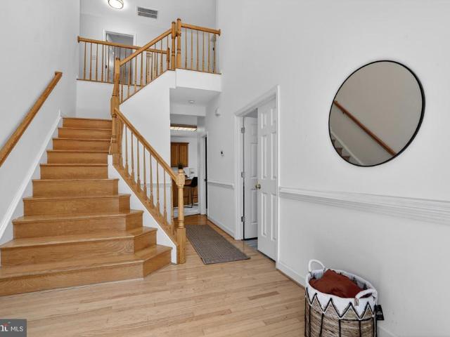 11 Holly Brooke Court
