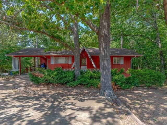 11 Iroquois Dr, Cherokee Village, AR 72529