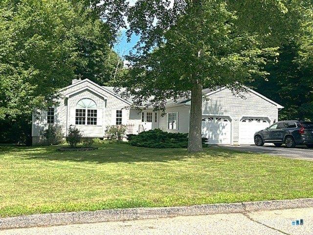 11 John W Luty Dr, Montville, CT 06382