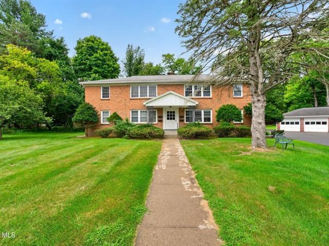 11 Kensington Ct Apt 3, Delmar, NY 12054