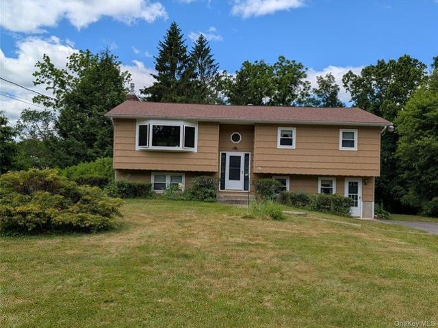 11 Kevin Ct, Montgomery, NY 12549