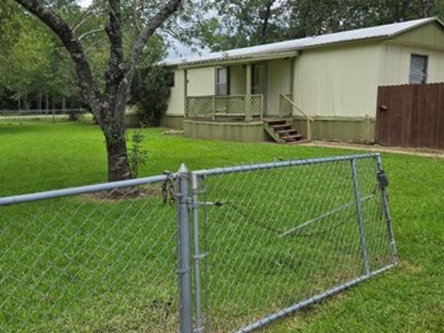 11 Kim St, Shepherd, TX 77371