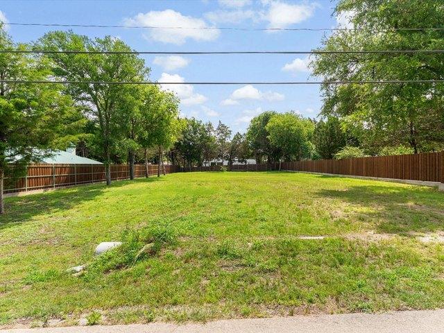 11 Kiwanis Rd, Dallas, TX 75236