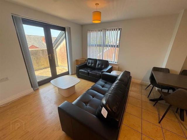 11 Lanyon Manor, Lanyon Manor, 2 4 Eglantine Place, Belfast, BT9 6EY