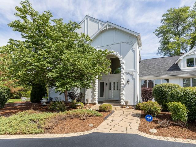 11 lake view road