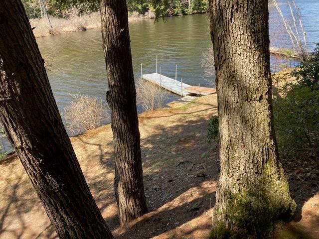 11 Laurel Glen Lane