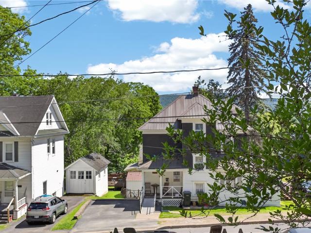 11 Linden Avenue