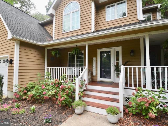 11 Londonderry Drive