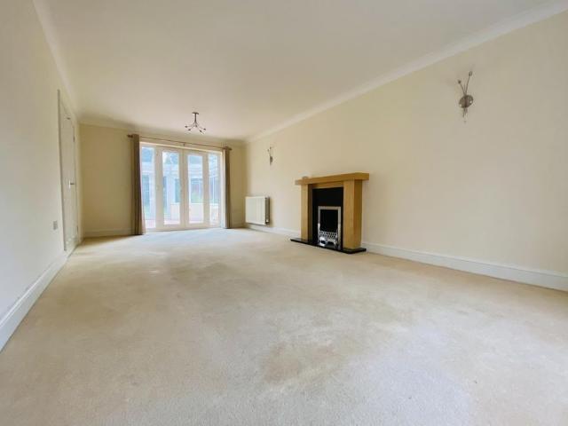 11 Long Croft, Albrighton, Wolverhampton