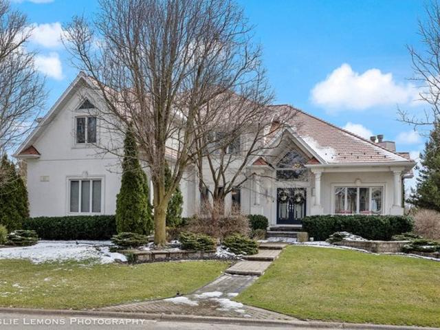 11 Loblolly Ct, Lemont, IL 60439