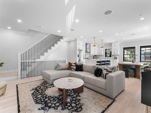 11 Lowell St Unit B, Arlington, MA 02476