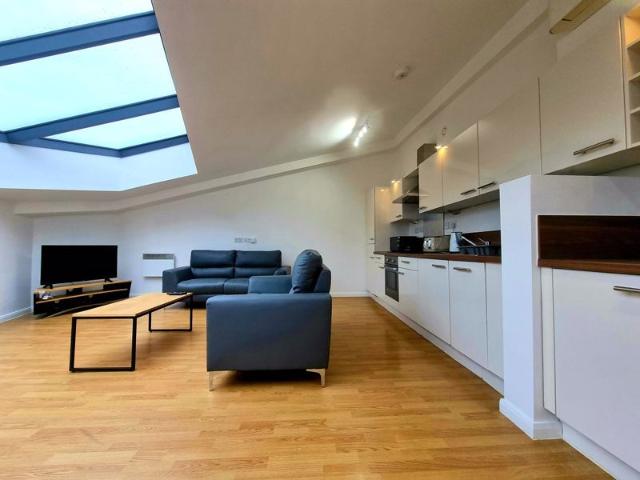 11 Mann Island, Liverpool
