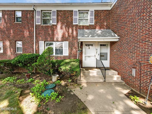 11 Manor Drive Unit 111