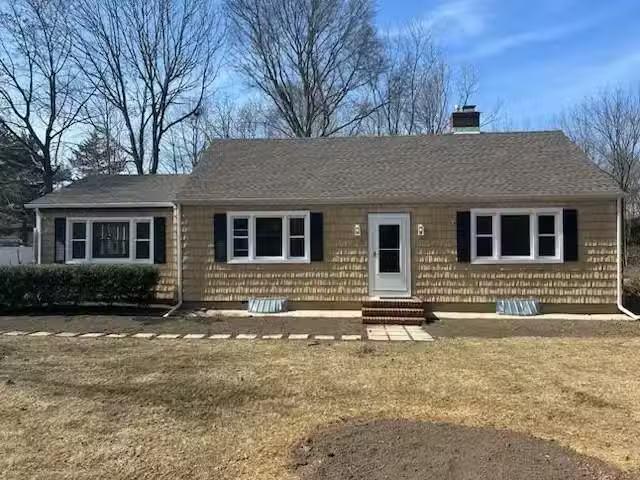 11 Manor Road, Huntington, NY 11743