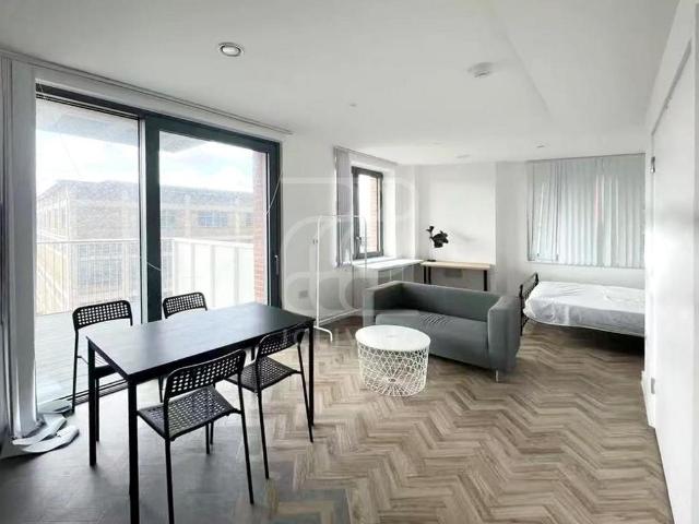 11 Makers Yard, London Studio to rent £1,993 pcm £460 pw
